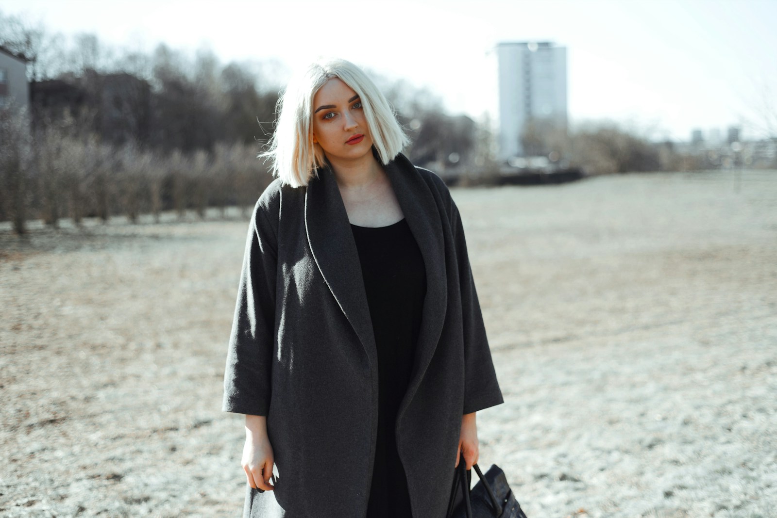 7 Fashion Trends That Looked Cool on TV but Weird in Real Life - Vinyl ...