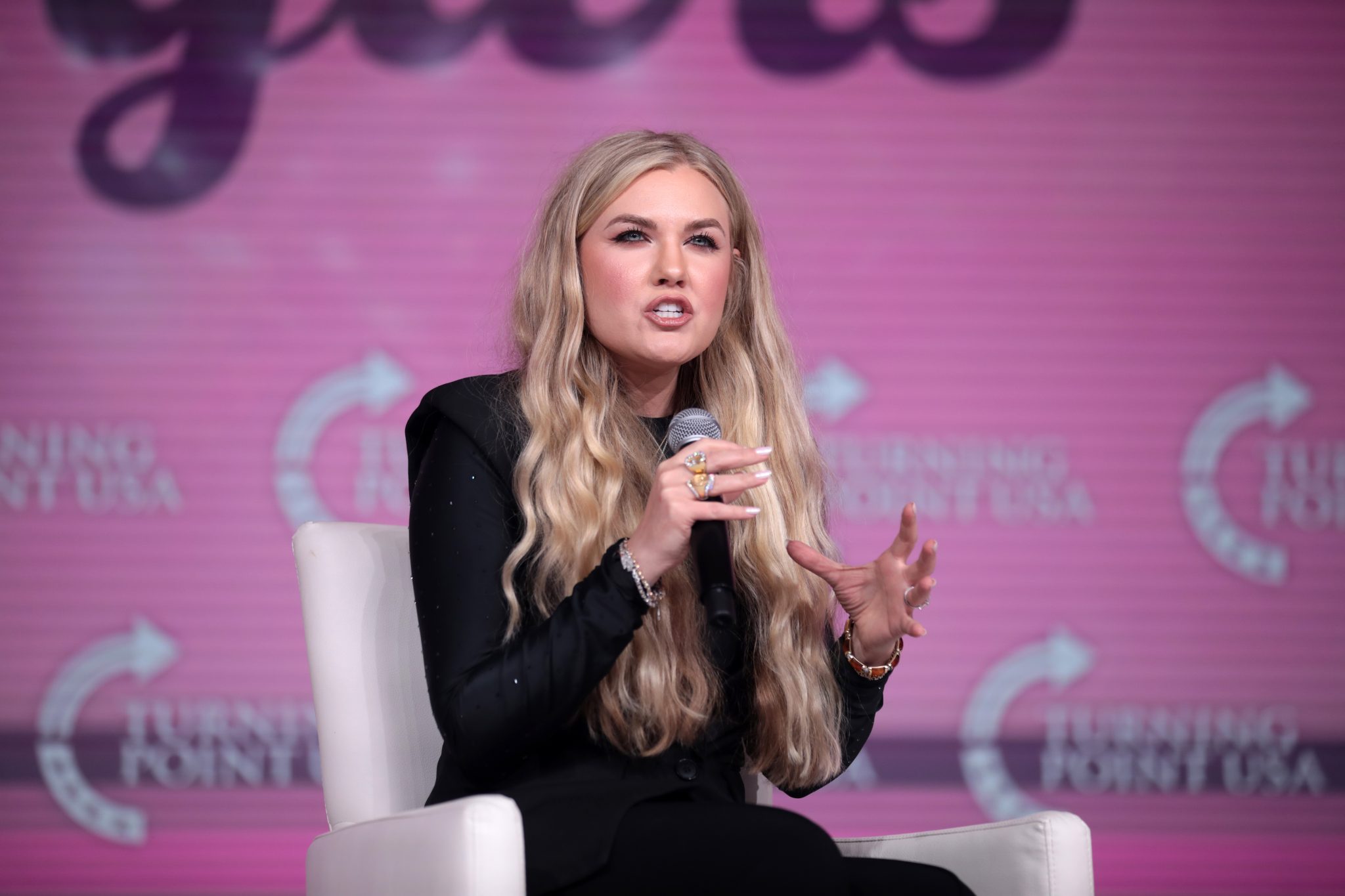 ‘Wow, That Was Quick’: Internet Reacts as Tom Brady and Erika Kirk ...