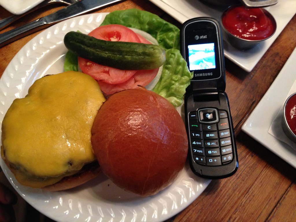 8 Technologies From the 2000s That Were Essential But Are Now Gone ...